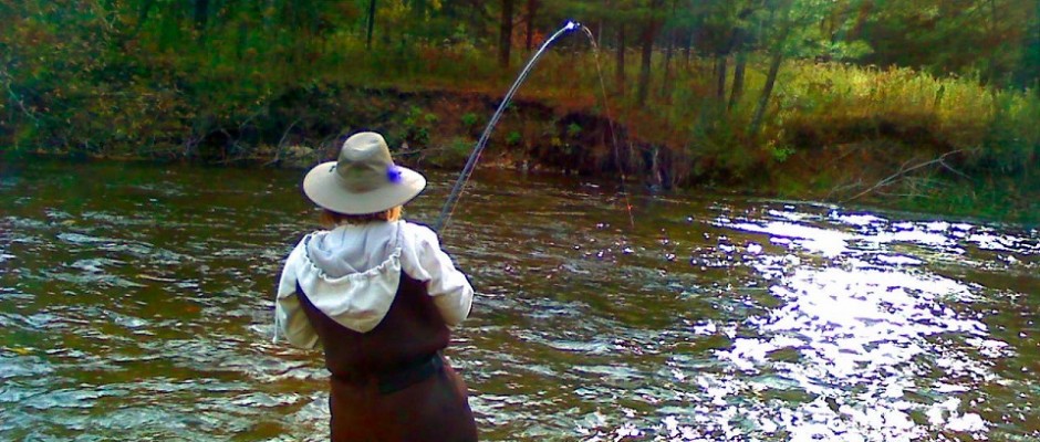 Timișorenii sunt invitați la pescuit pe Râul Mare Retezat | Stiri non ...